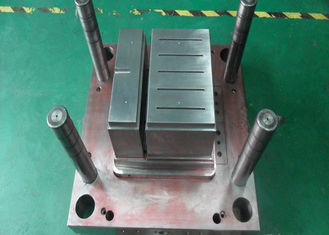 China Mirror Polishing Precision Injection Mould for Clear Container , HASCO Standard supplier