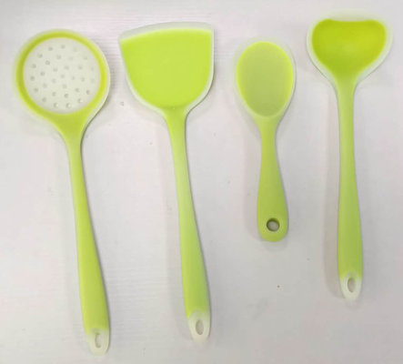 China Kitchen Utensil Silicone Mold Tools 4 Pieces Cooking Set BPA Free FDA Approved supplier